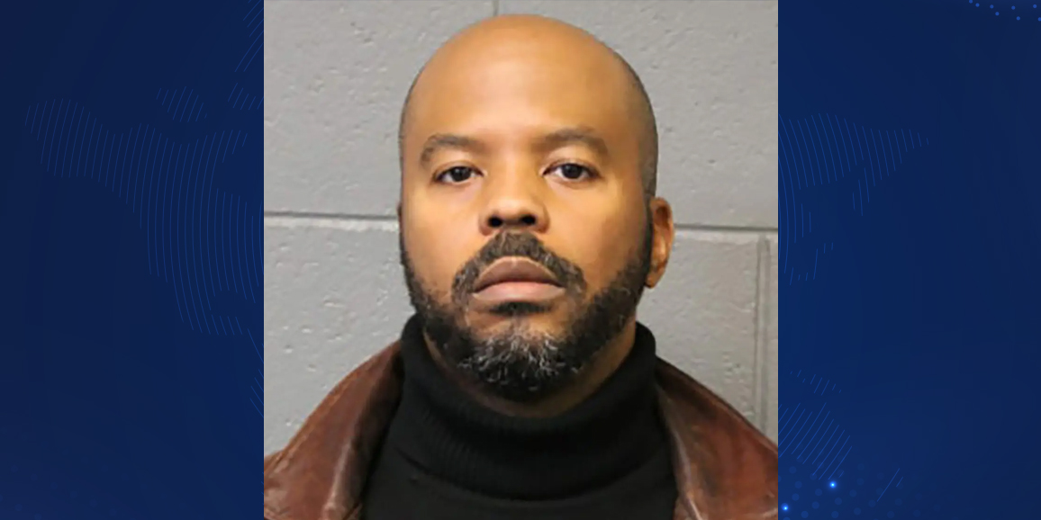 Former Chicago Police Officer Carlyle Calhoun Sentenced to Probation ...